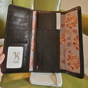 HOBO | Bags | Hobo Wallet | Poshmark
